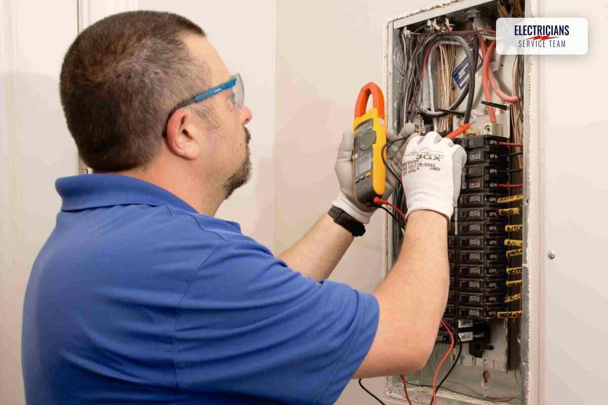 Electricians Service Team - Location - Solana Beach